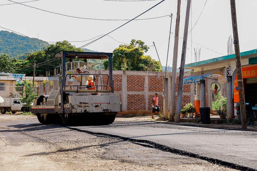 Presidente Jorge Sánchez Allec arranca pavimentación de más de 500 ...