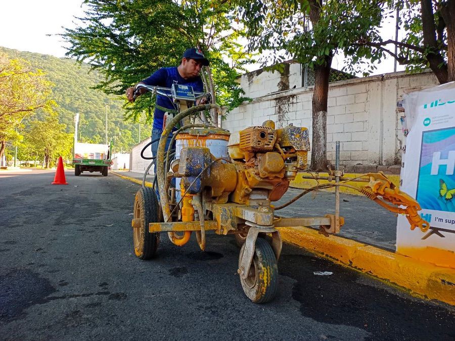 A través del programa Zihua al 100, se mantiene una buena imagen de la ...