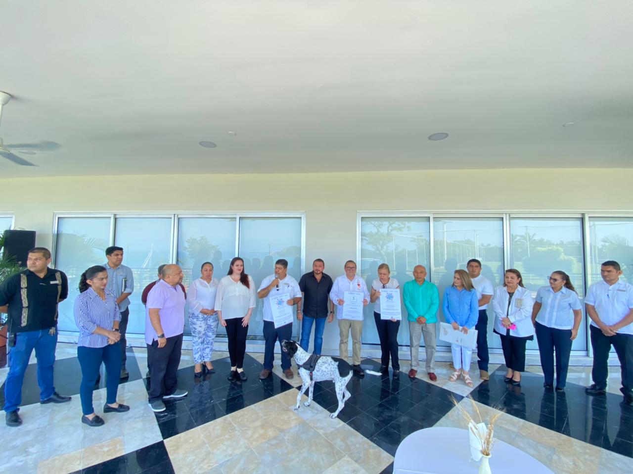 Hoteles Azul Ixtapa recibe Certificación de Distintivo S y Código ...