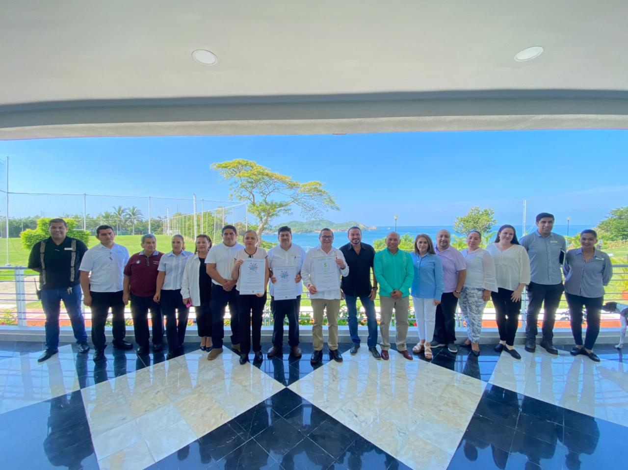 Hoteles Azul Ixtapa recibe Certificación de Distintivo S y Código ...