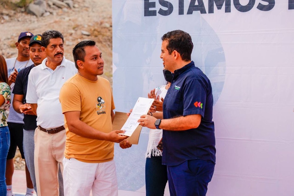 Presidente Jorge Sánchez Allec arranca techado de cancha deportiva en ...